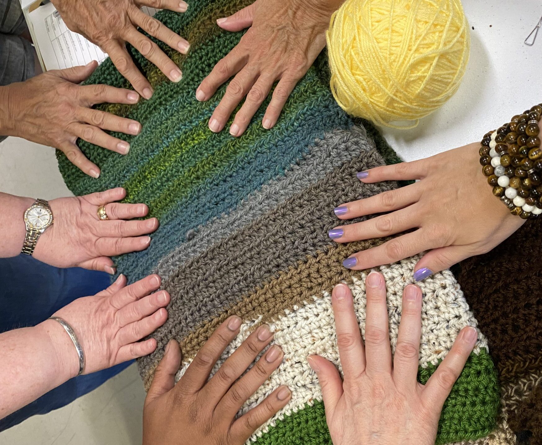 Hearts to Hands : St. Luke's